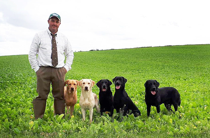 Lee Hartis Of Leacaz Gundogs Feeds His Pets Benyfit Raw Dog Food ...